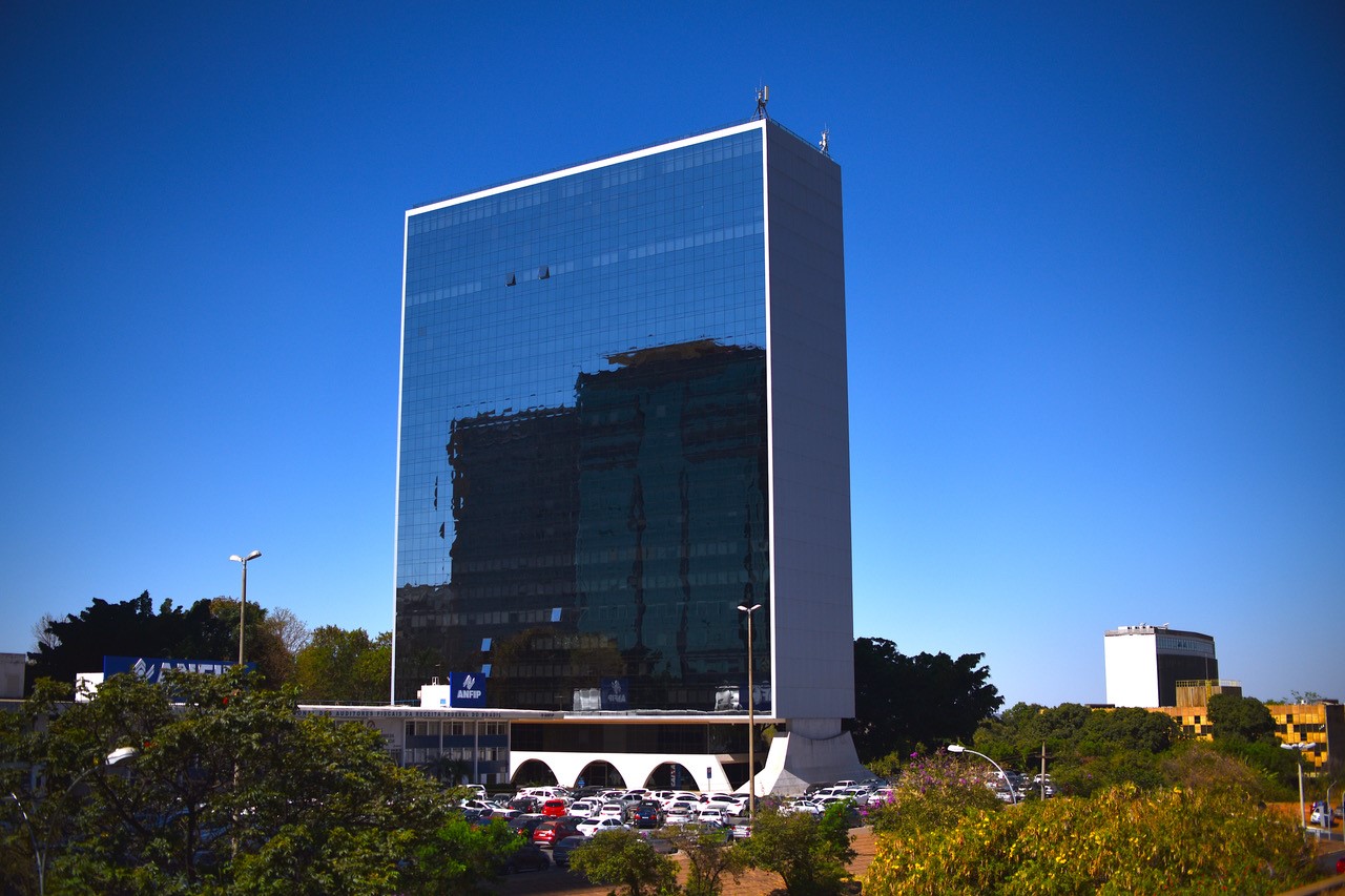 CNN define sua sede em Brasília - Cartão de Visita News