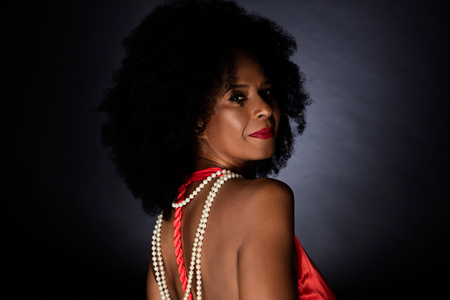 Izzy Gordon - Cartão de Visita News