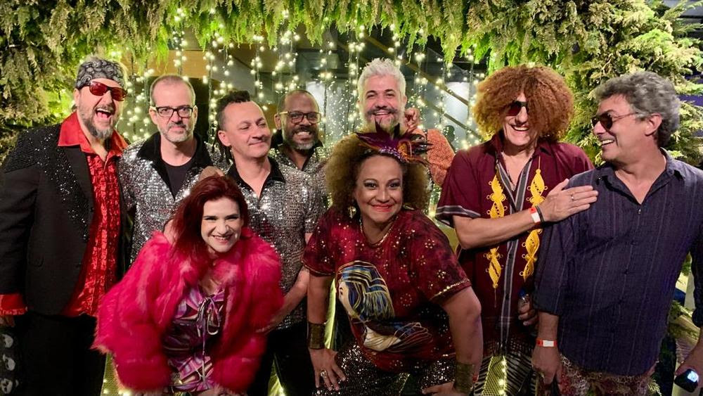 Quasímodo, banda ícone dos anos 90 em show que é uma festa! Dia 18/5 no ...