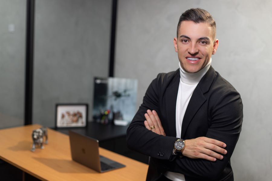 Conheça Jackson Moreira: o Cara dos Drones que Transformou R$1.200 em ...