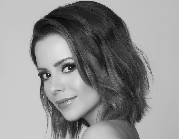 Sandy no dia 26 de agosto - Cartão de Visita News