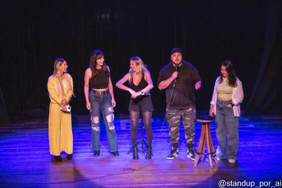 Sill Esteves, fenômeno do stand up comedy, faz sucesso com show ...