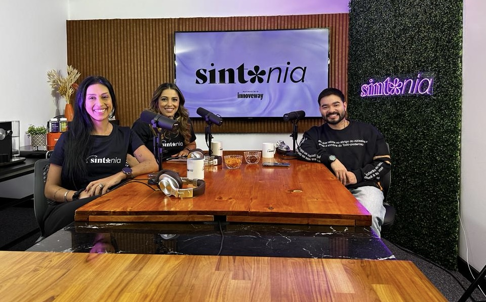 Amanda Djehdian vira apresentadora de podcast focado em saúde física e ...
