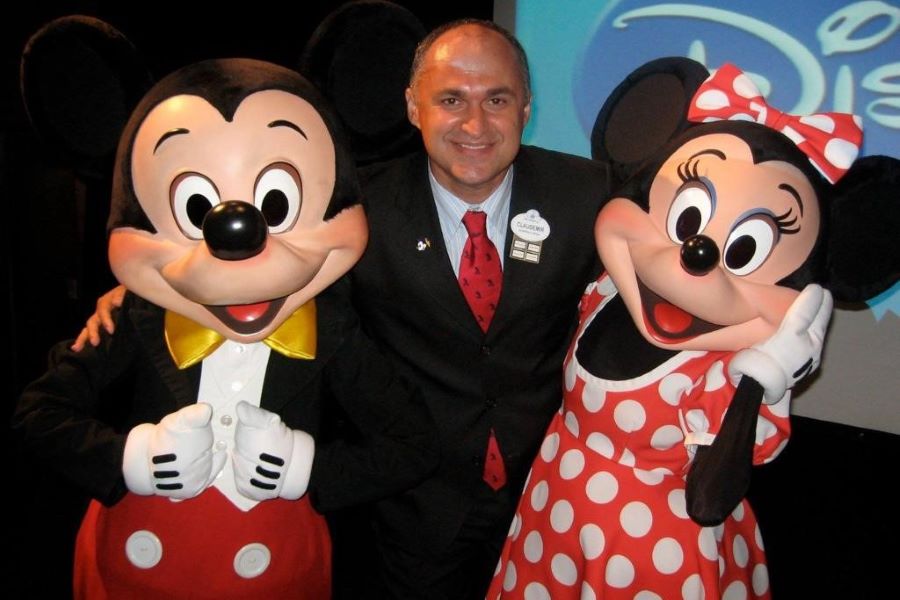 O Gênio por trás de Mickey Mouse não é Walt Disney, Claudemir Oliveira ...