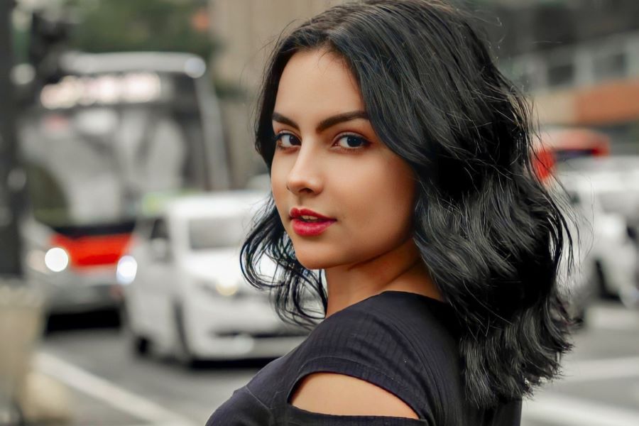 Da adversidade ao sucesso Digital: A Jornada triunfante de Millena ...