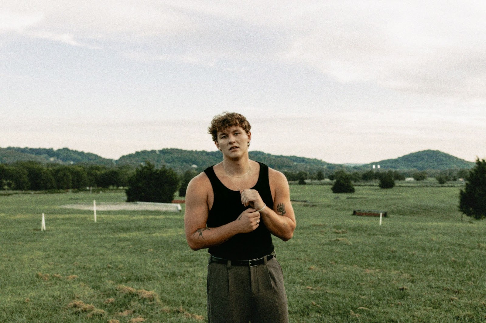 Caleb Hearn lança a faixa “Last Breath” - Cartão de Visita News