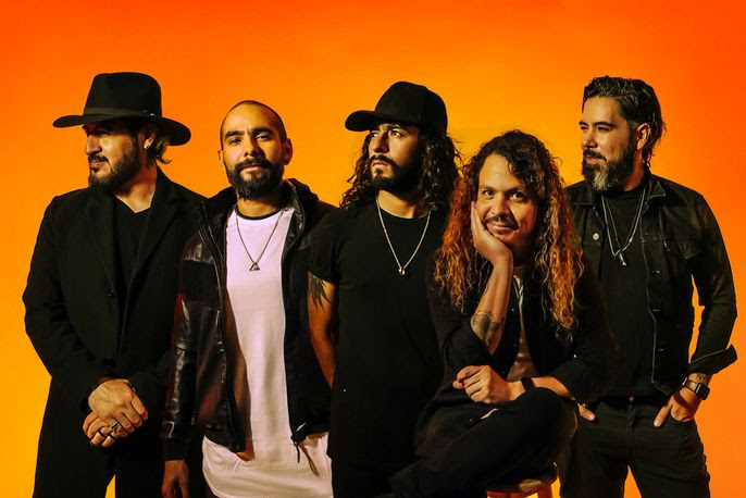 Mexican Rockers Rodeo Radio Shares New Single - Cartão de Visita News