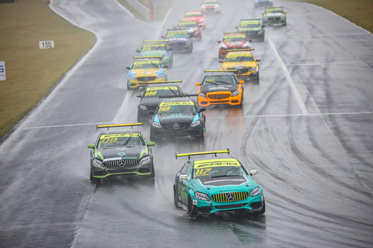Pela quarta vez consecutivamente, Lucas Freitas vence na AMG Cup ...