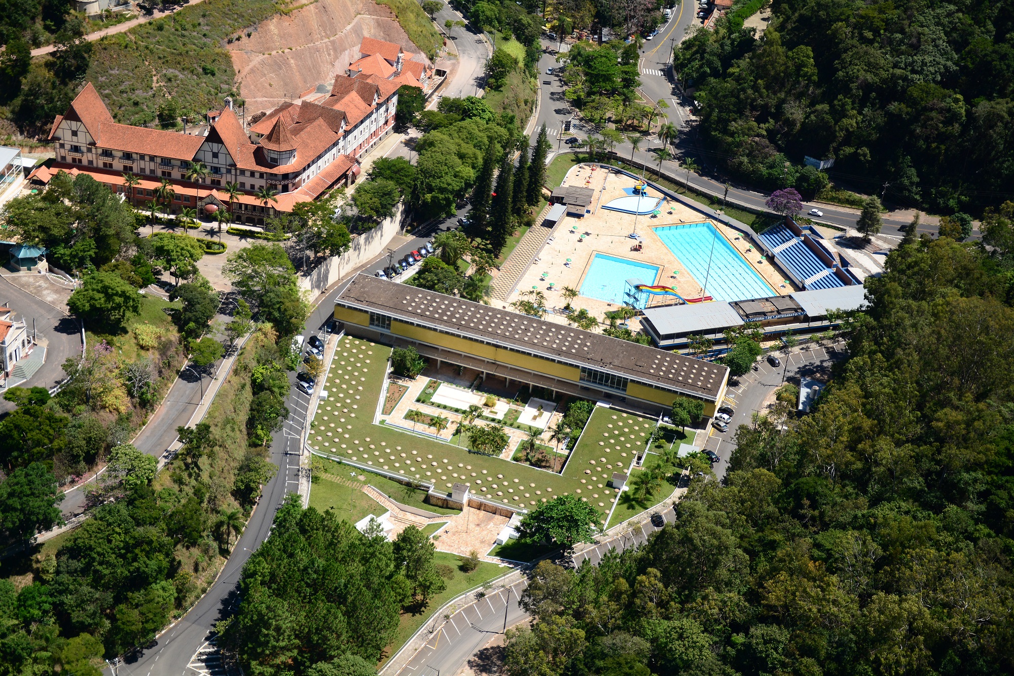 Hotel Monte Real é ponto de partida ideal para aproveitar o Festival de ...