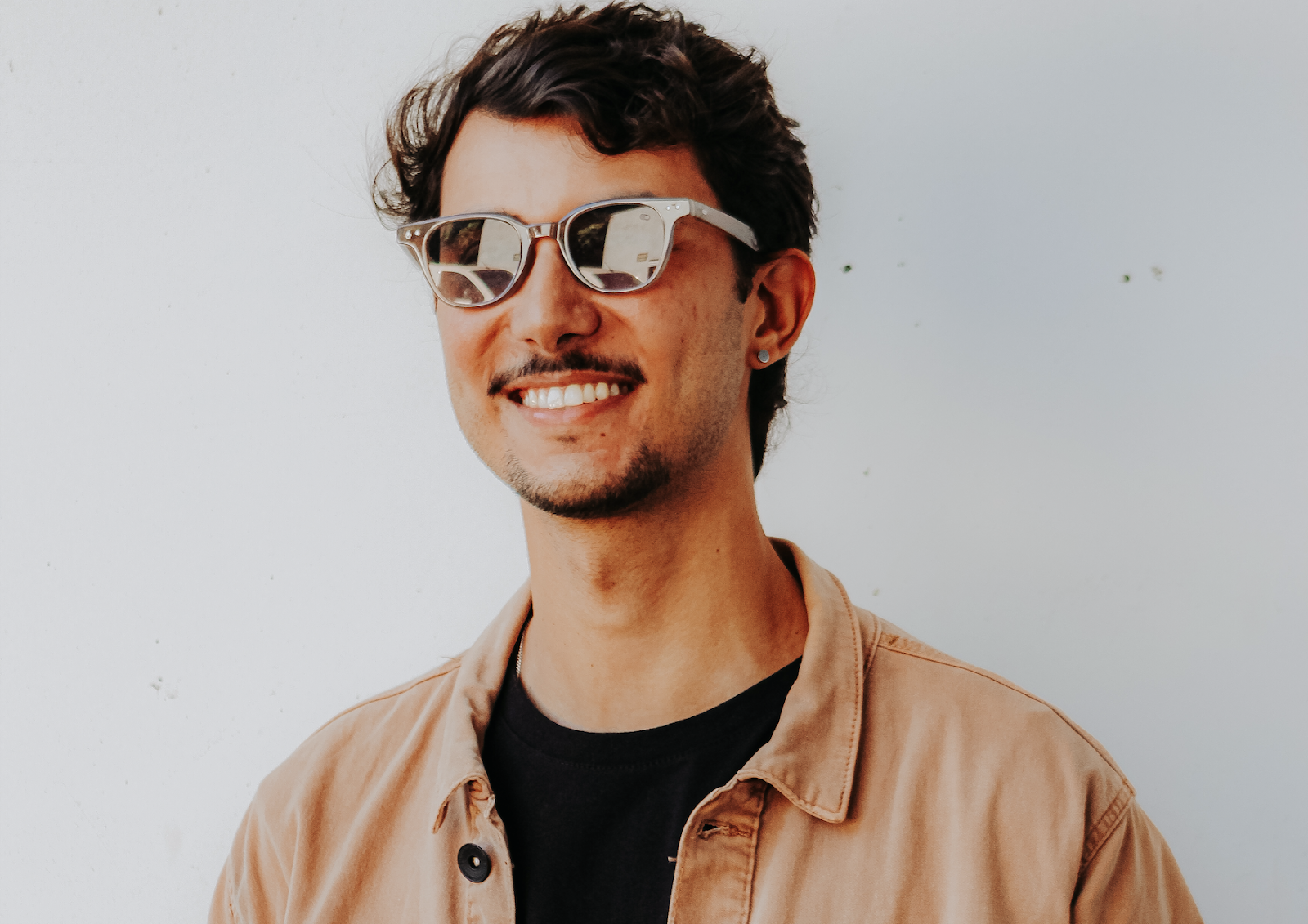 Relvas sobre “Tua Voz”, dedicada os avós: “A música é uma homenagem em ...